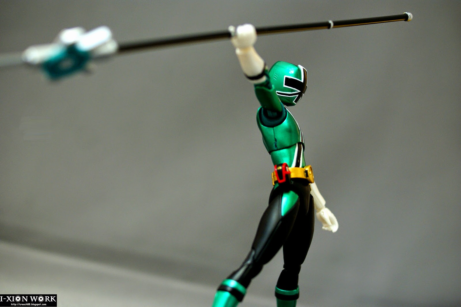 一眼看穿: S.H.Figuarts - Power Rangers Super Samurai Metallic Coating ...