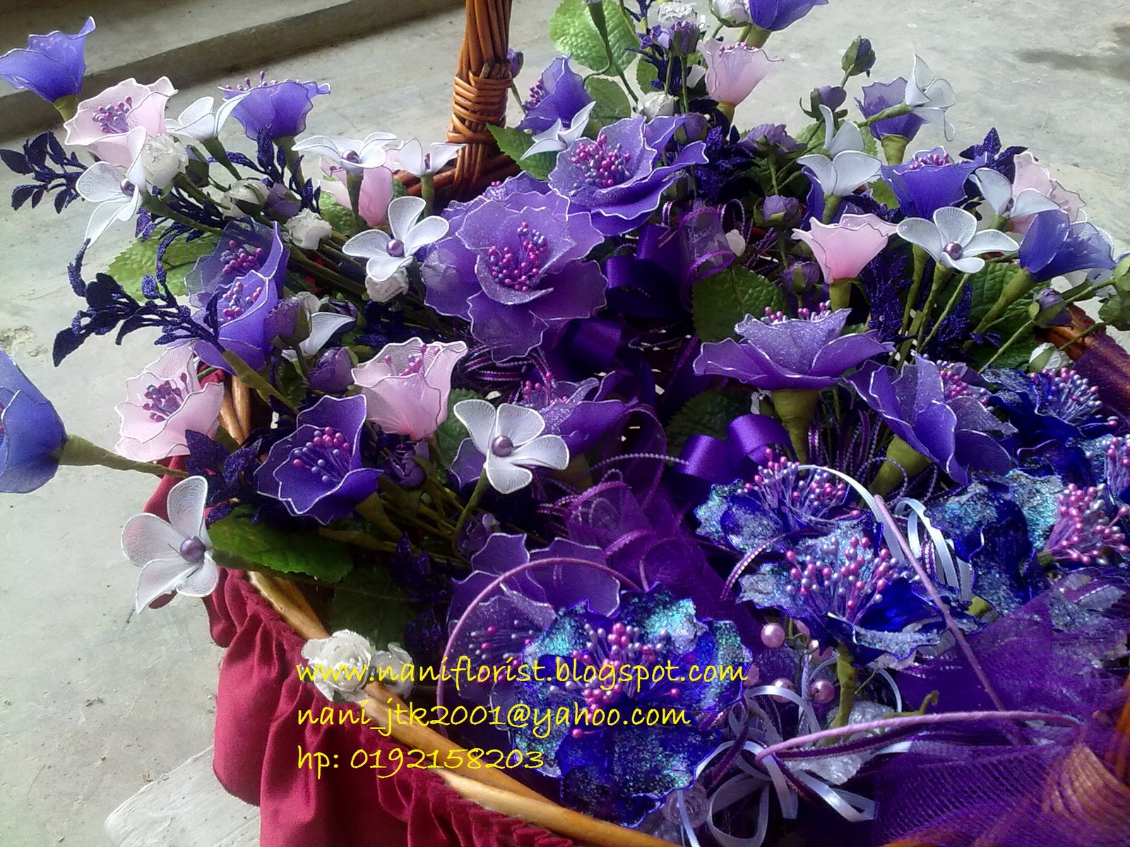 Nani Florist: GUBAHAN BUNGA DULANG HANTARAN PURPLE WHITE PINK