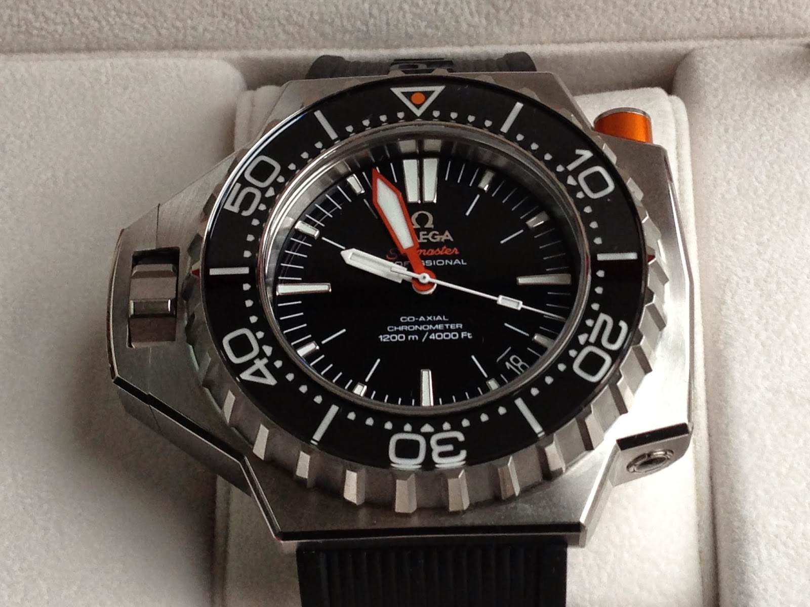 My Western Watch Collection: Omega Seamaster PloProf 1200 M Omega Co ...