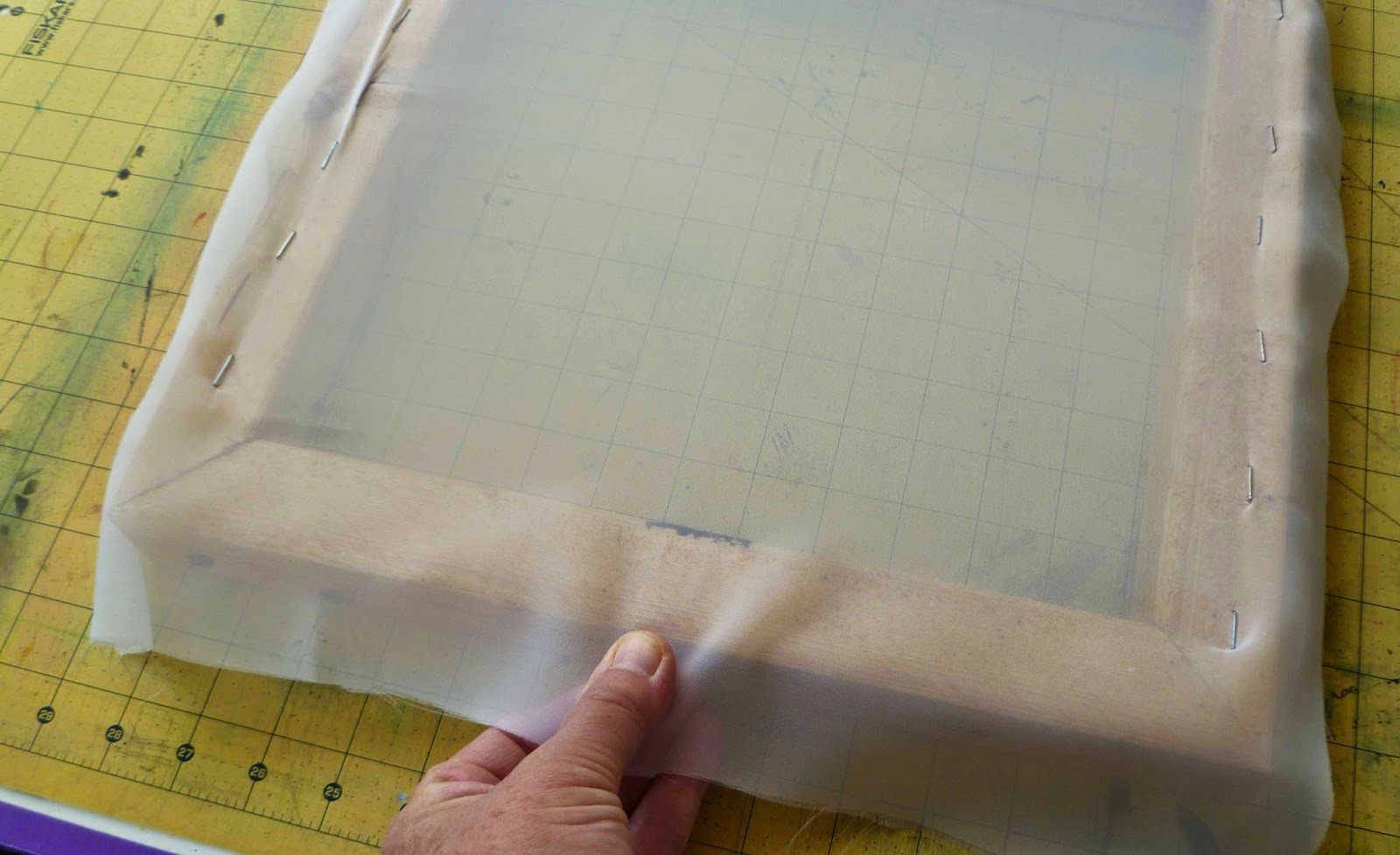 sew sew art: Making screens for silk screening - 2 ways