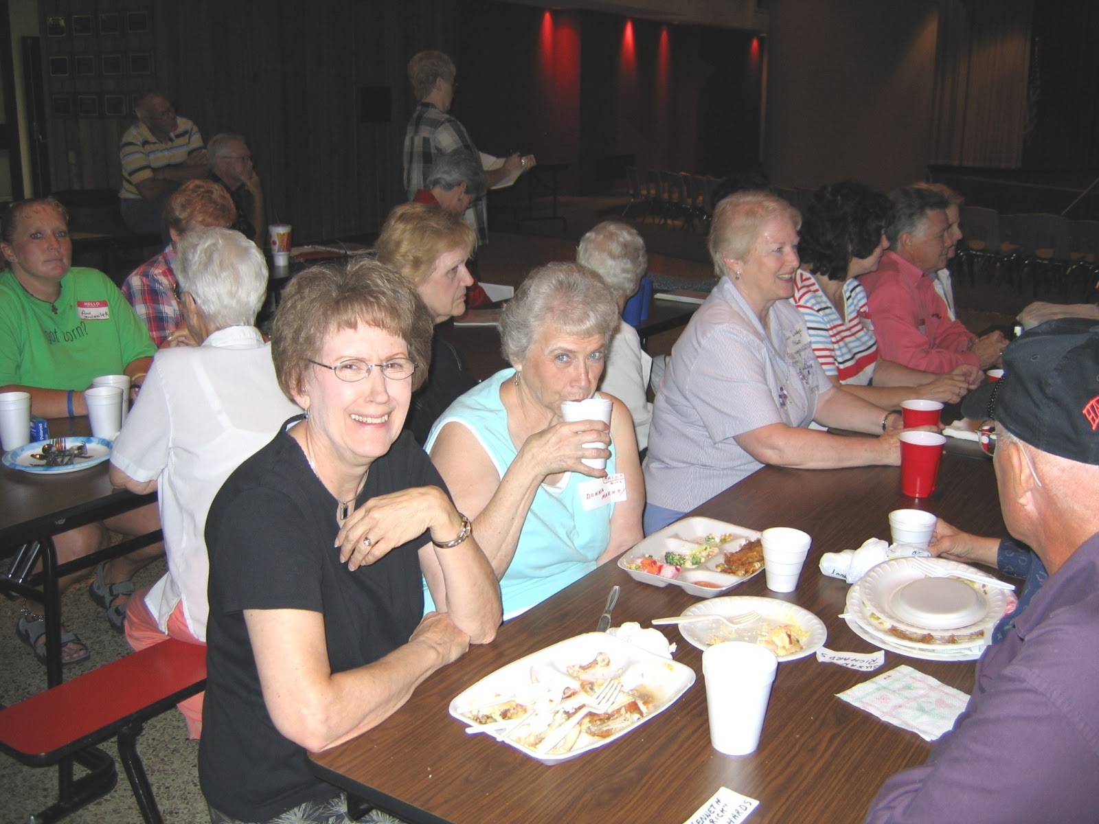 Photos of Rossville and Rossville Alumni: Class of 1960 Reunion in 2005