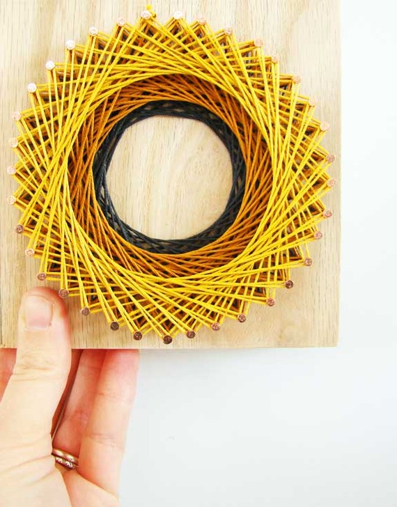 papier-mâché: modern string art