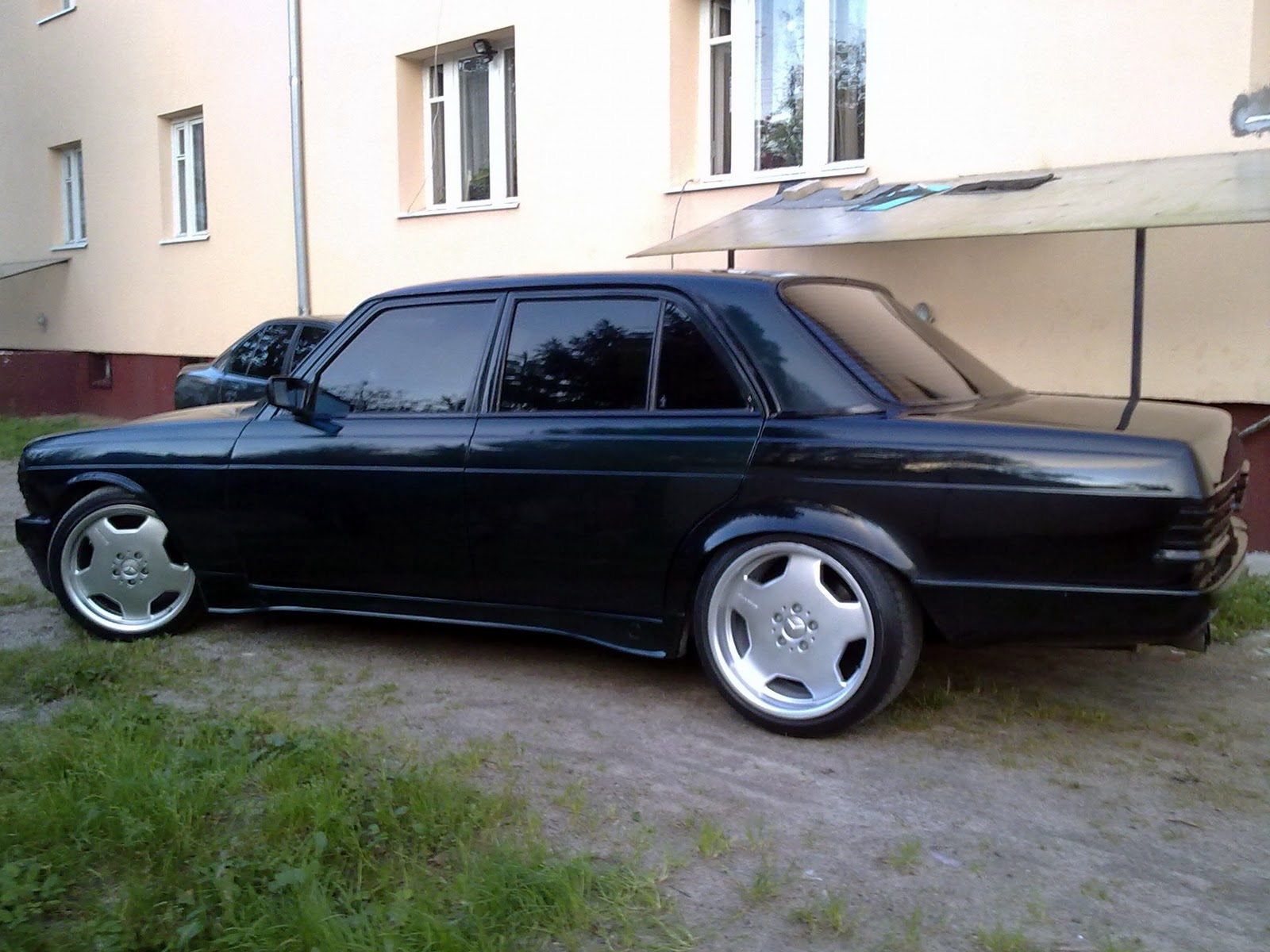 Mercedes-Benz 300D W123 VIP | BENZTUNING