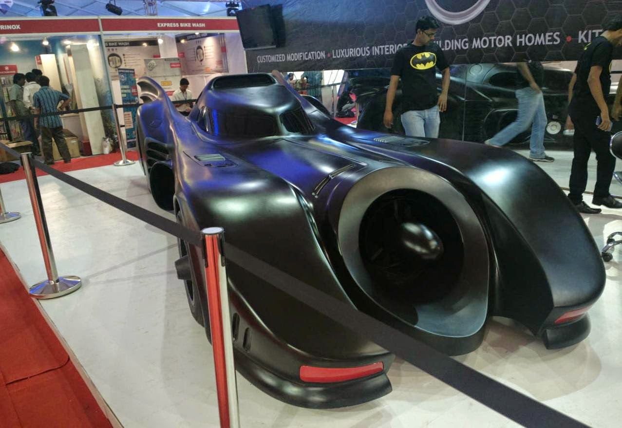 The Gear Shift: Batmobile Replica Based On Mercedes-Benz S-Class ...