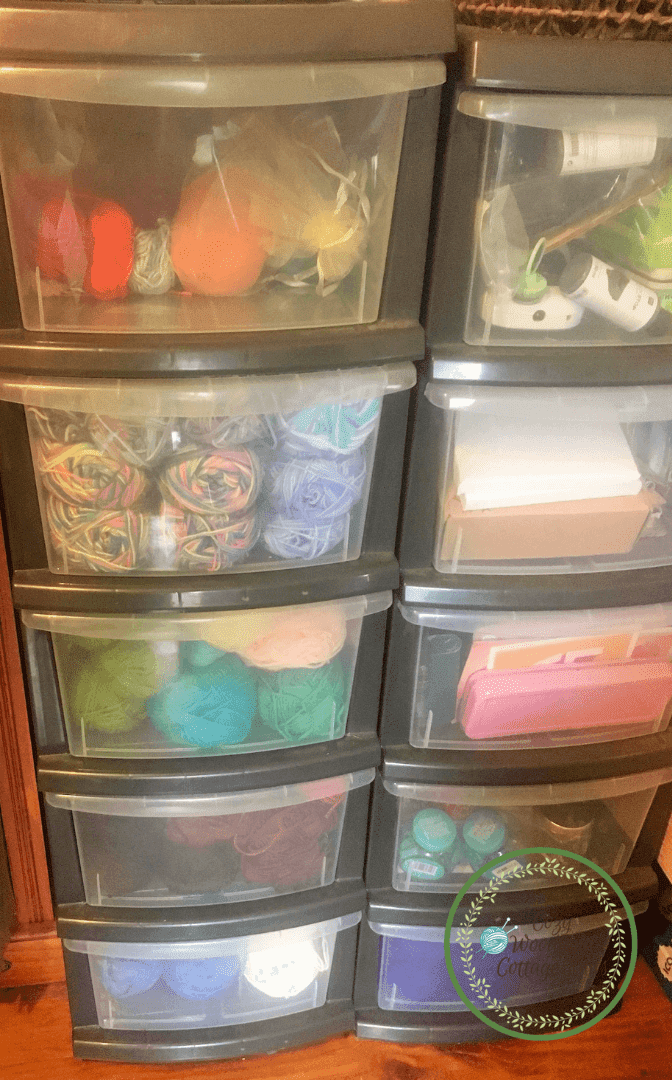 Cozy Woodland Cottage Knits: How to organise your yarn stash