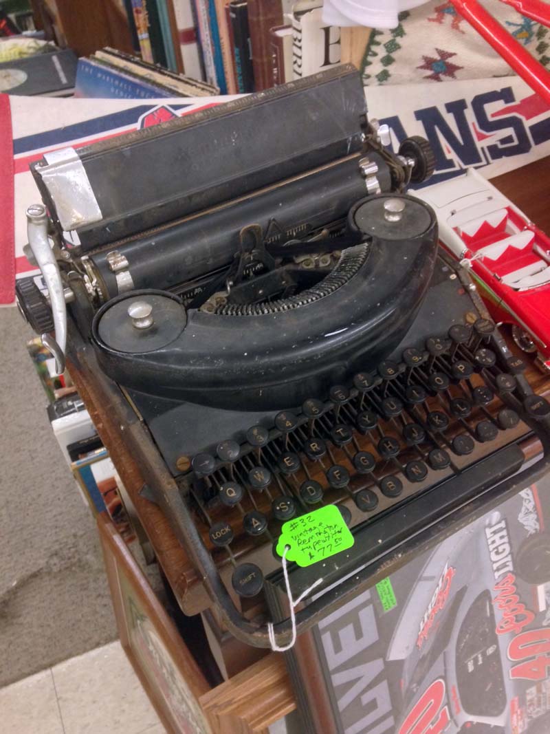 The road from Milwaukee/ /THE TYPEWRITER REVOLUTION