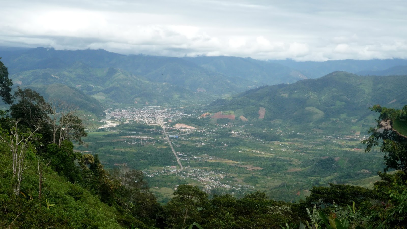 "IRAZOLA ES SATIPO Y SATIPO ES IRAZOLA": HIMNO A SATIPO