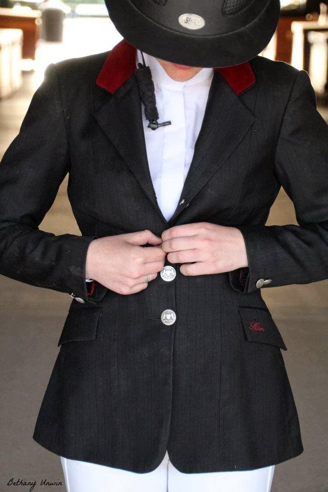 Equestri LifeStyle: Equestri Lifestyle: Custom Show Coats 2014