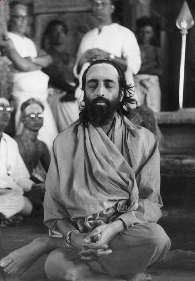 MUNDAKOPANISHAD : CHAPTER-3. SECTION-2. Mantram-9. ( Knower of Brahmam ...