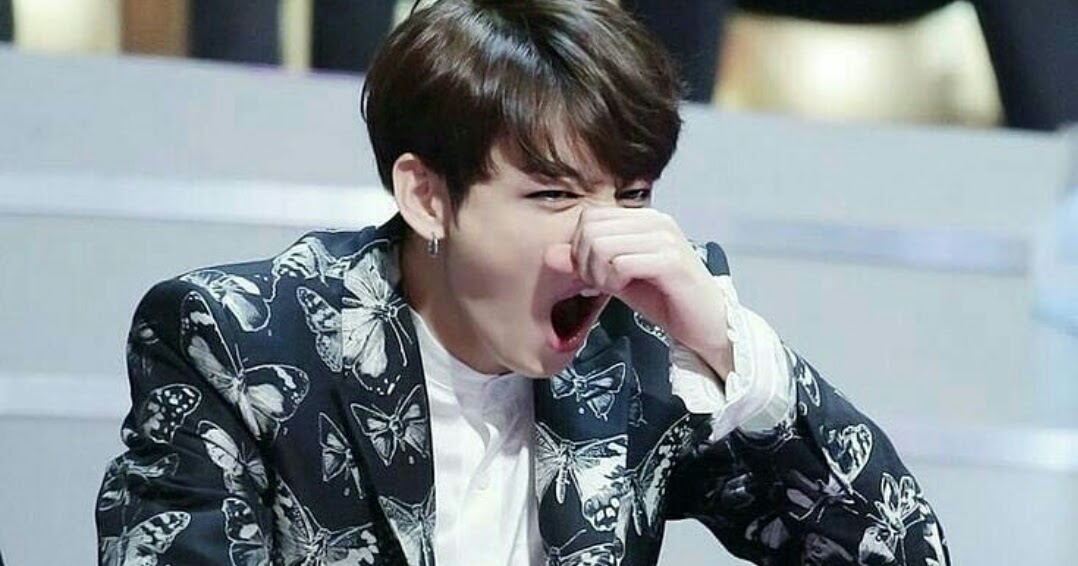Jungkook's Unique Habits When Yawning - All About BTS , ARMY and KPOP