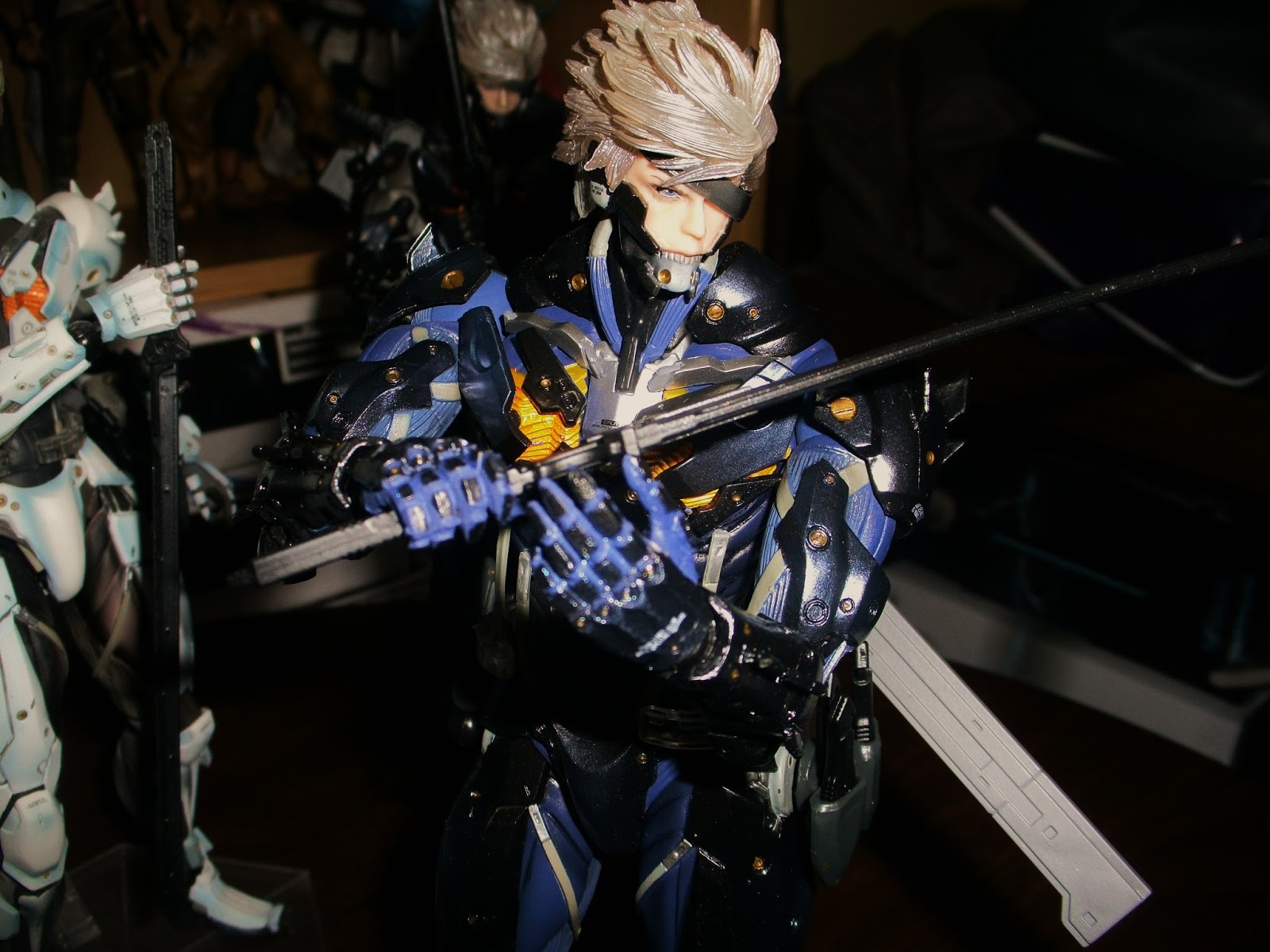 Angels and Summer: Play Arts Kai Raiden Blue Custom Body - MGRR