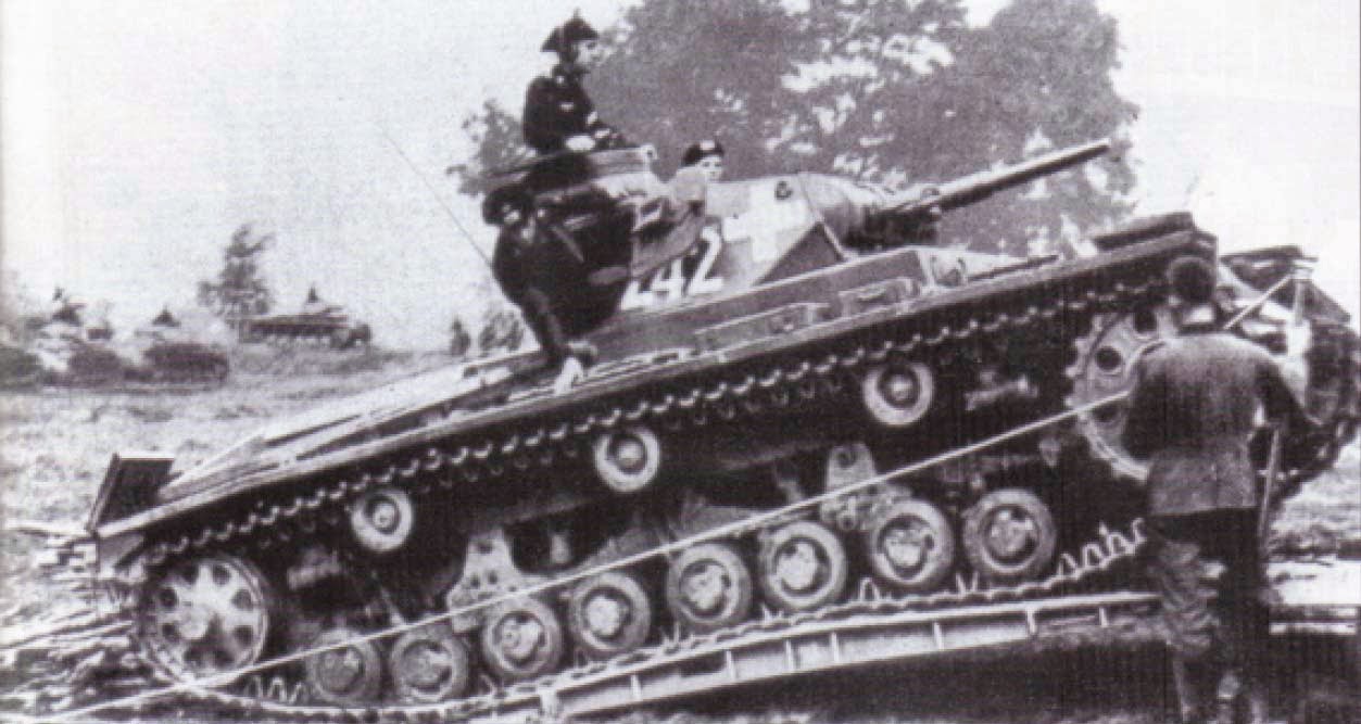 Modelismo militar e Historia: PANZER III Sd.Kfz 141 MODELOS INICIALES ...