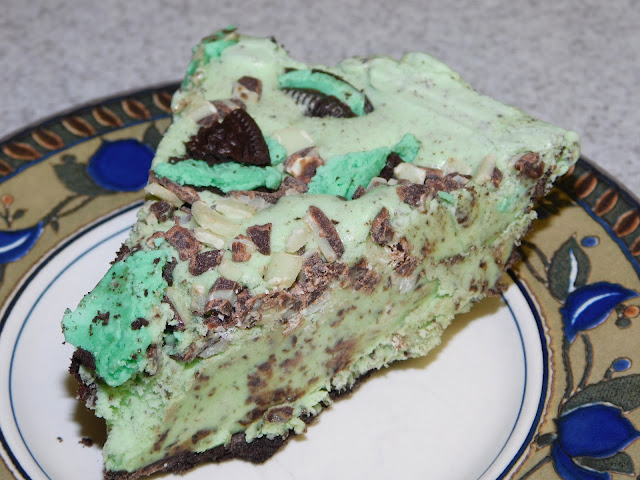 What's cookin', Mom?: Mint Chocolate Frozen Pie