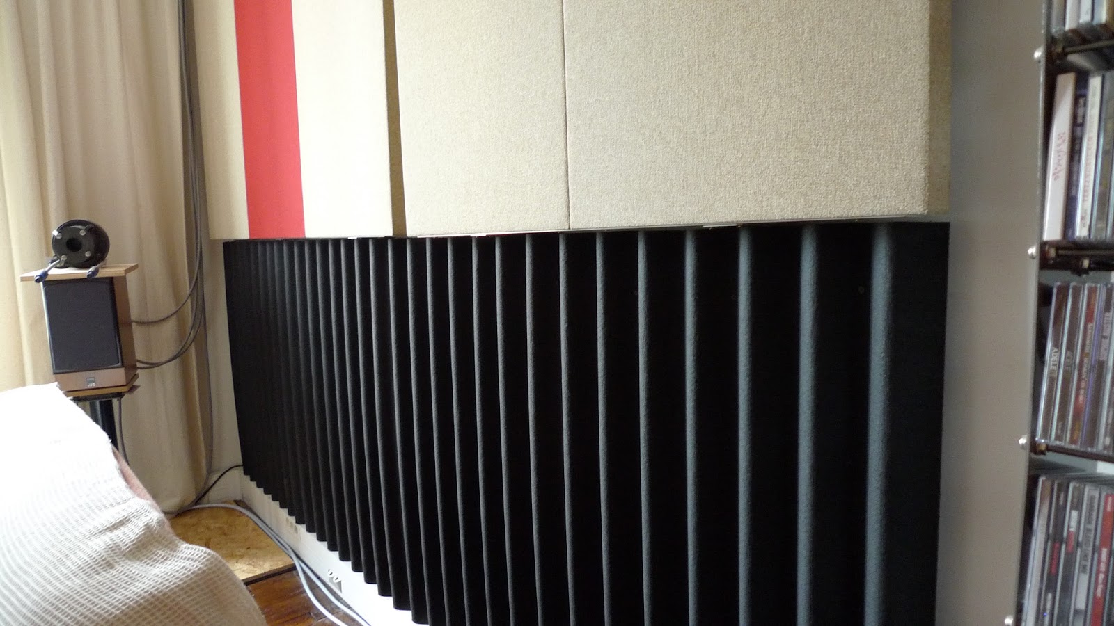 SR System Audio: Panneaux diffusants ondulés - Traitement acoustique