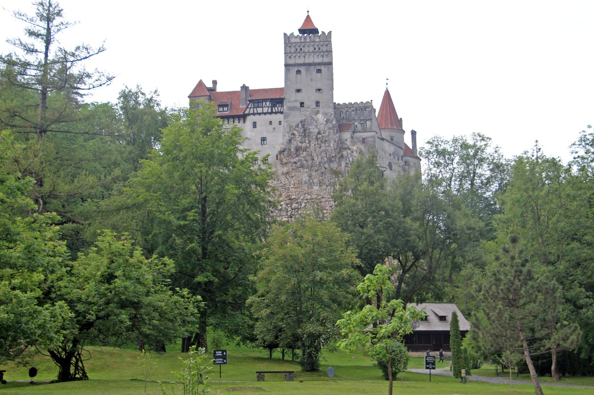 the viewing deck: Romania 3-Days Trip last part; inside Count Dracula's ...
