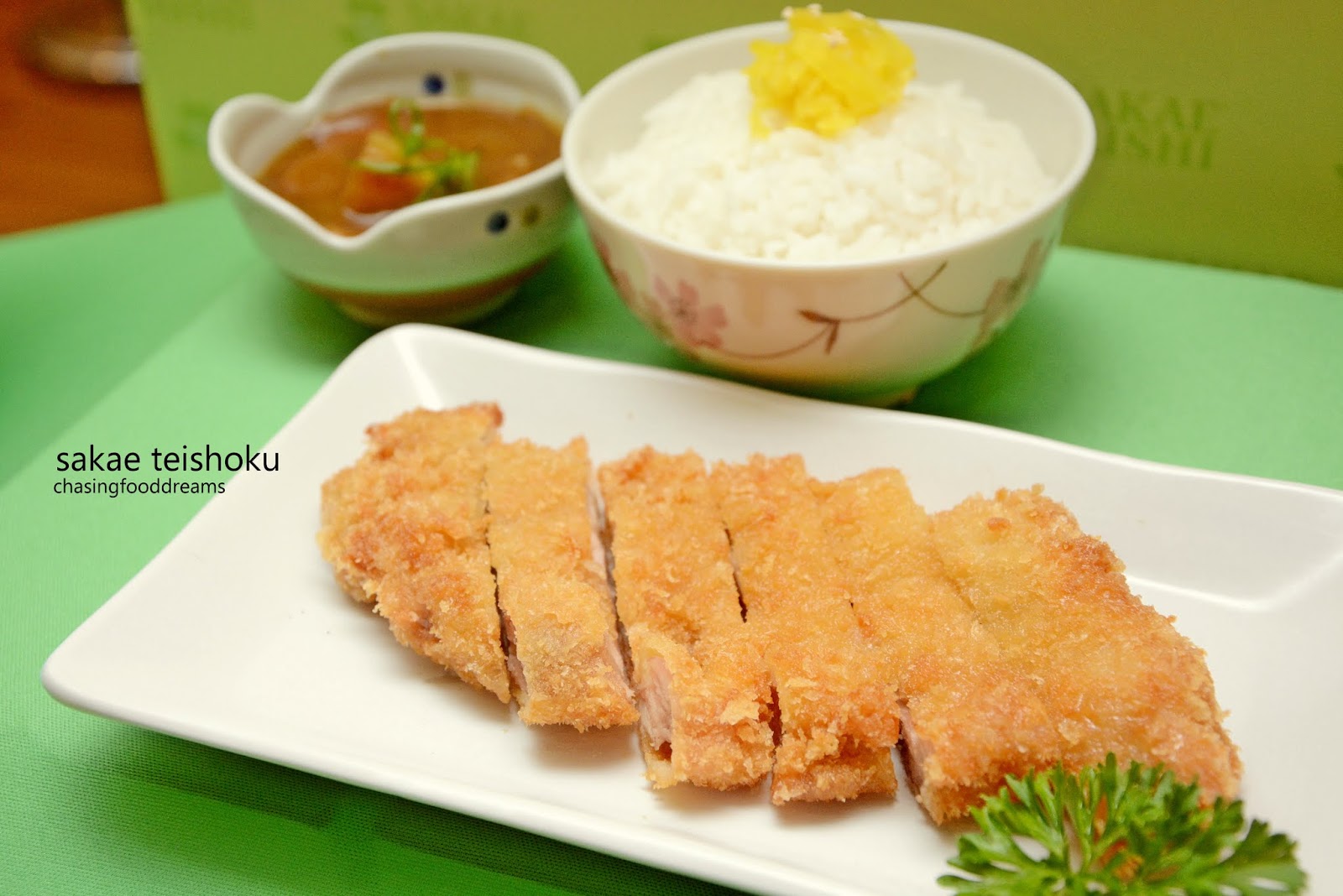 CHASING FOOD DREAMS: Sakae Sushi Delightful Dine, Match & Redeem