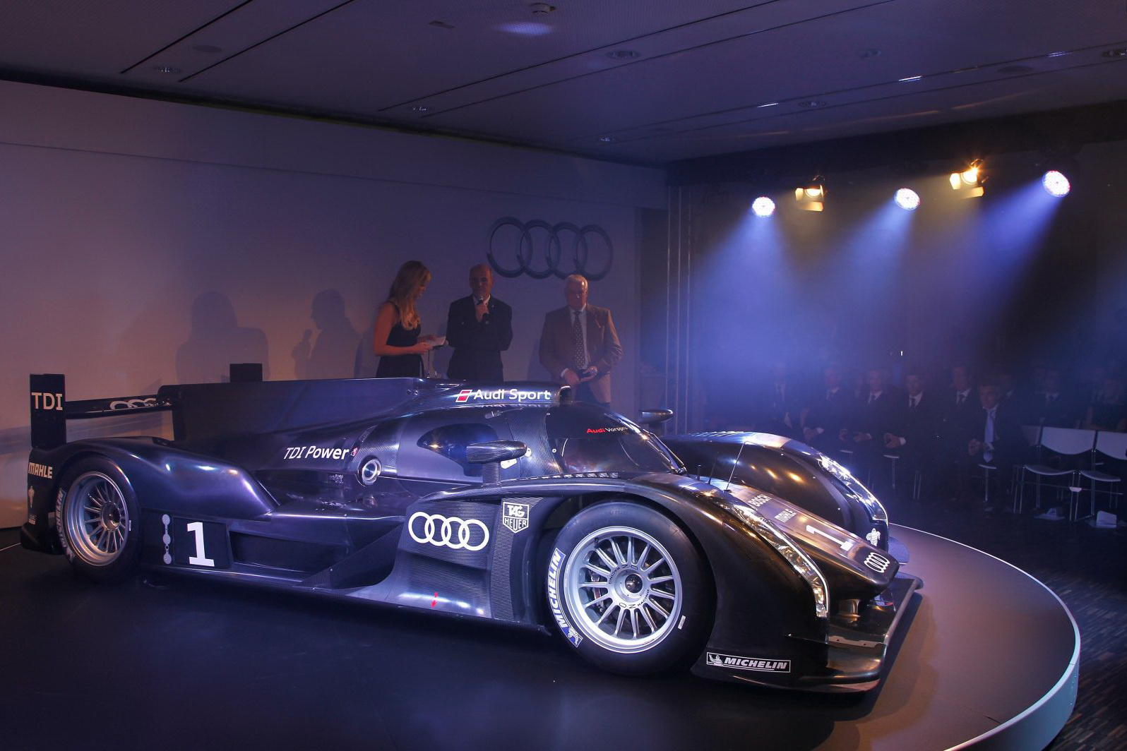 New Audi R18 is a Diesel Racer with Lots of LEDs All Used Cars Photos