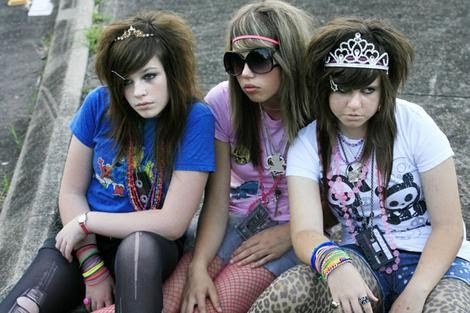 Emo Fashion Dress: How to Dress Emo