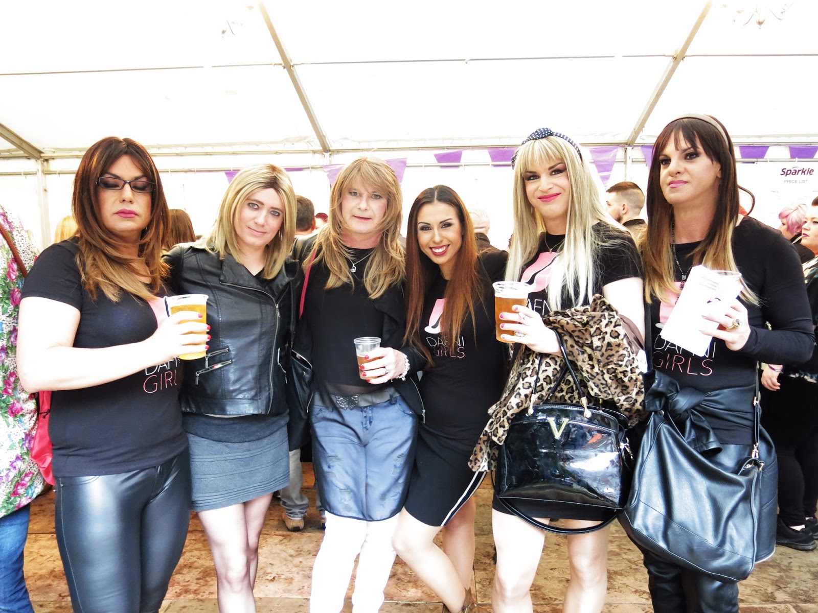 LIKE A GIRL / by Dafni Cocó: SPARKLE- EL FINAL