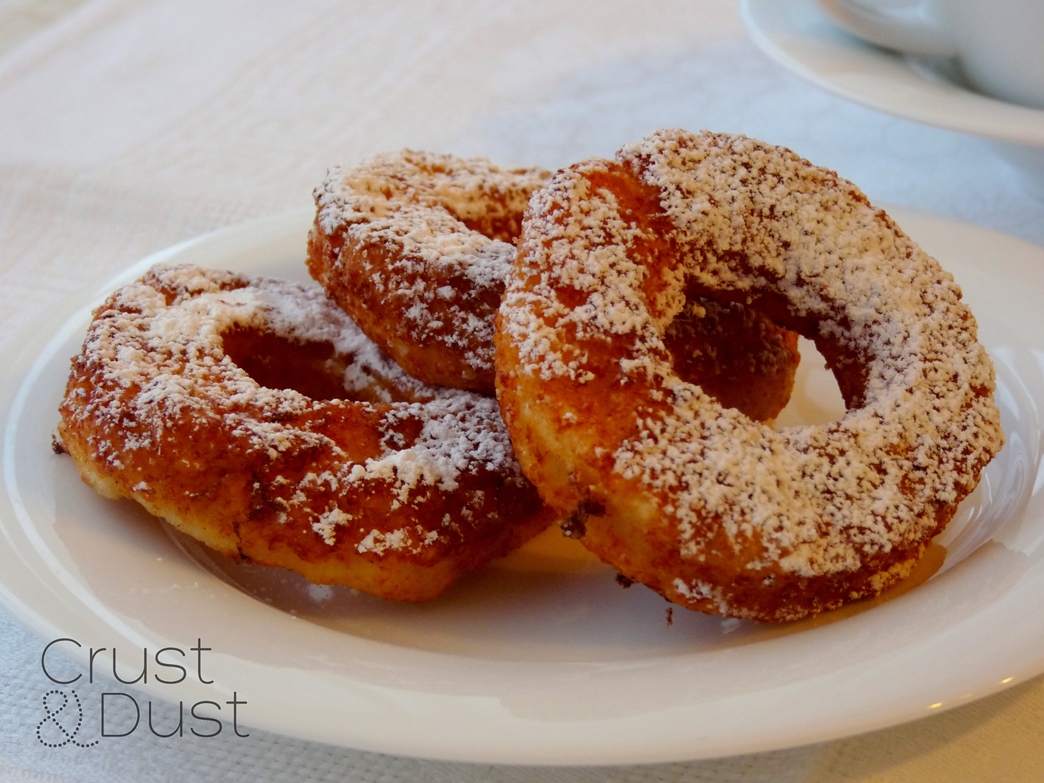 Crust and Dust. Kulinarny Blog Roku 2012: Obwarzanki serowe