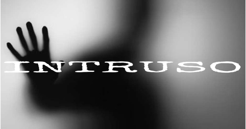 Rincón Creativo de Edgar K. Yera: Intruso