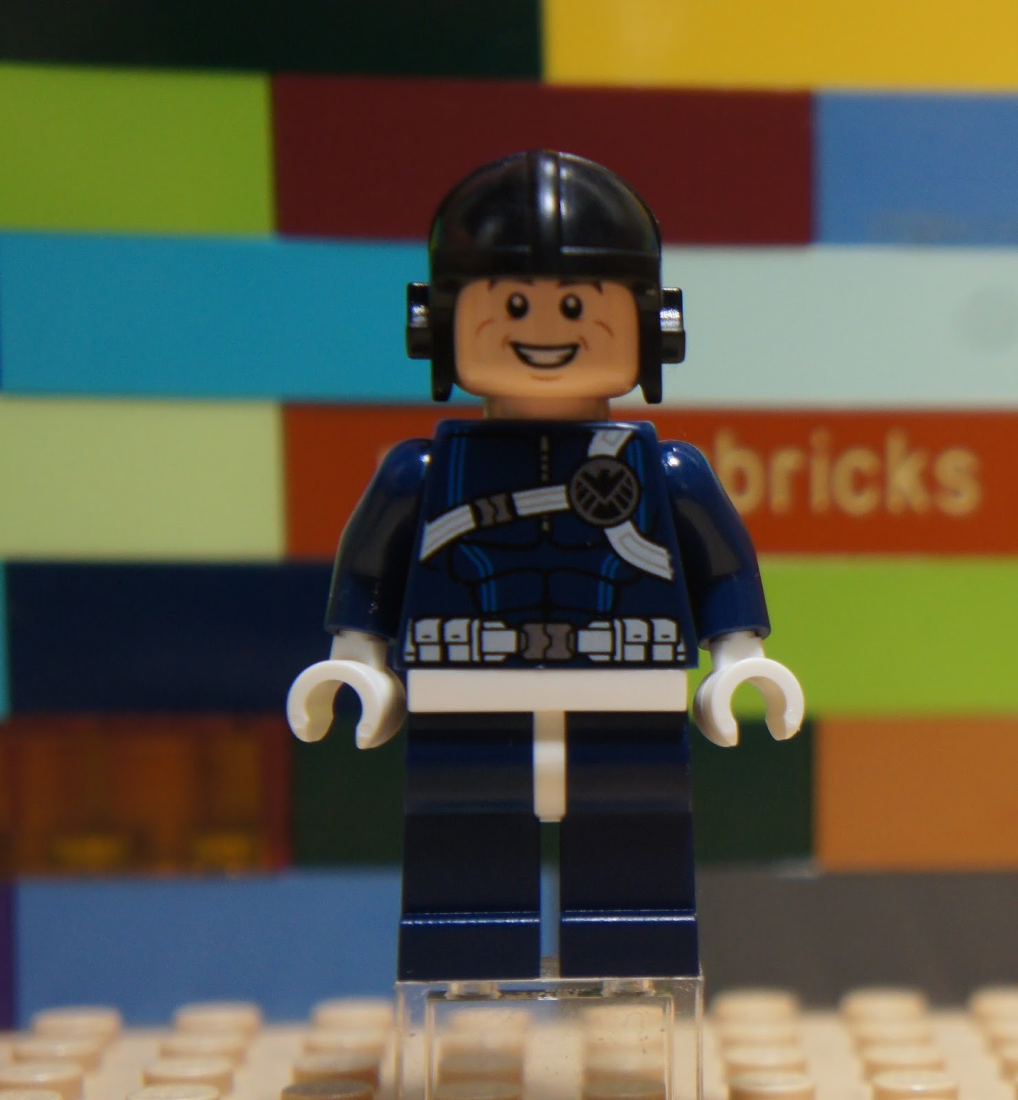 LEGO SH188 Marvel Superheroes SHIELD AGENT Minifigure w/ Helmet ...
