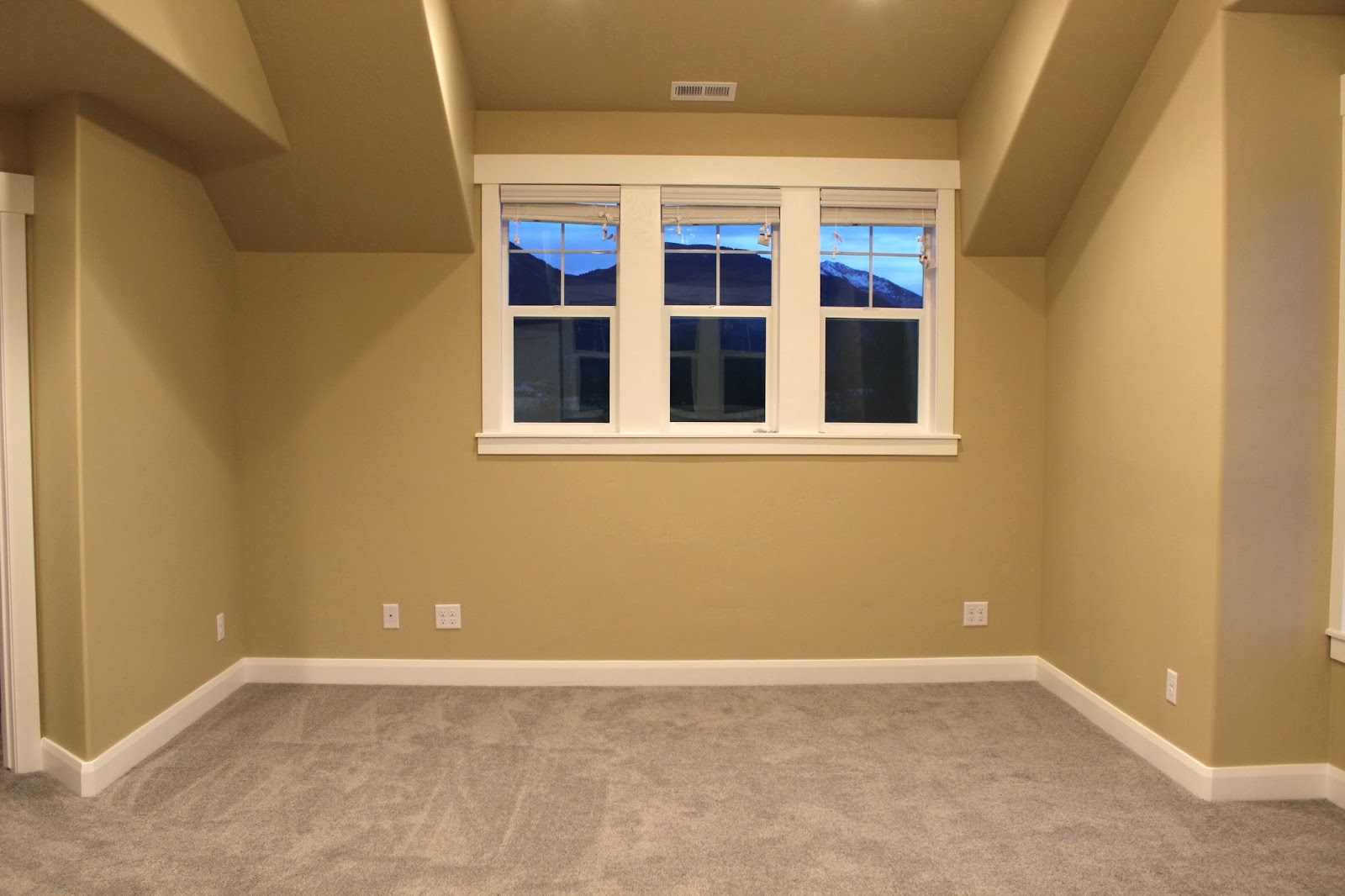 Paint Color Golden Ecru