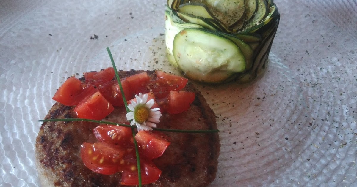 Steak haché et sa Rose de courgettes