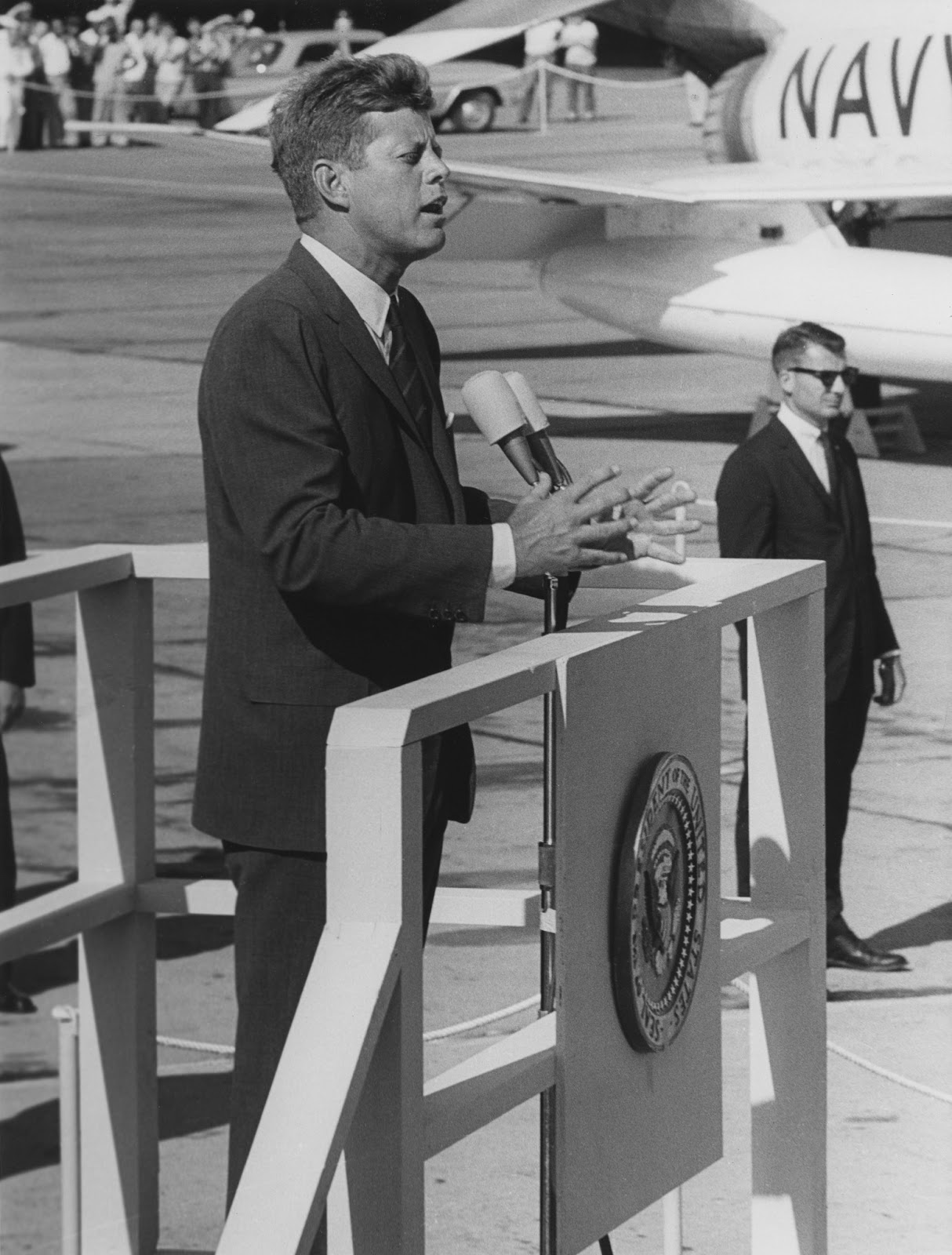 The Aero Experience: Museum to Unveil Restored McDonnell Aircraft ...