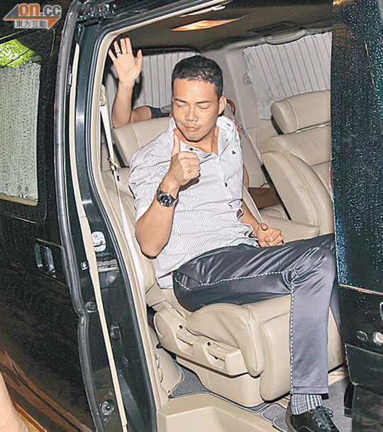 Michael Tse first to get completely drunk at his 45th birthday party ...