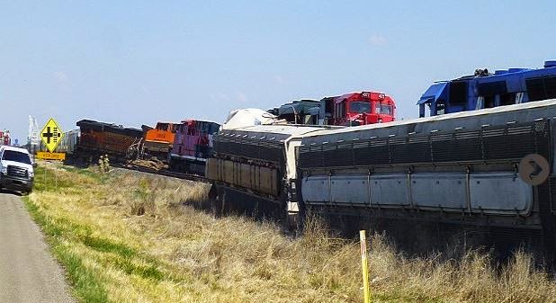 MEC&F Expert Engineers : TWO BNSF TRAINS COLLIDE HEAD-ON, KILLING 1 ...