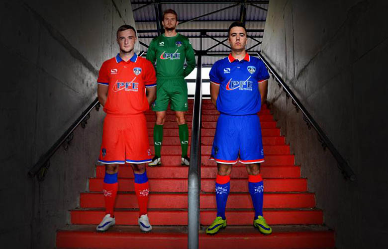Oldham Athletic 15-16 Kits Released - Footy Headlines