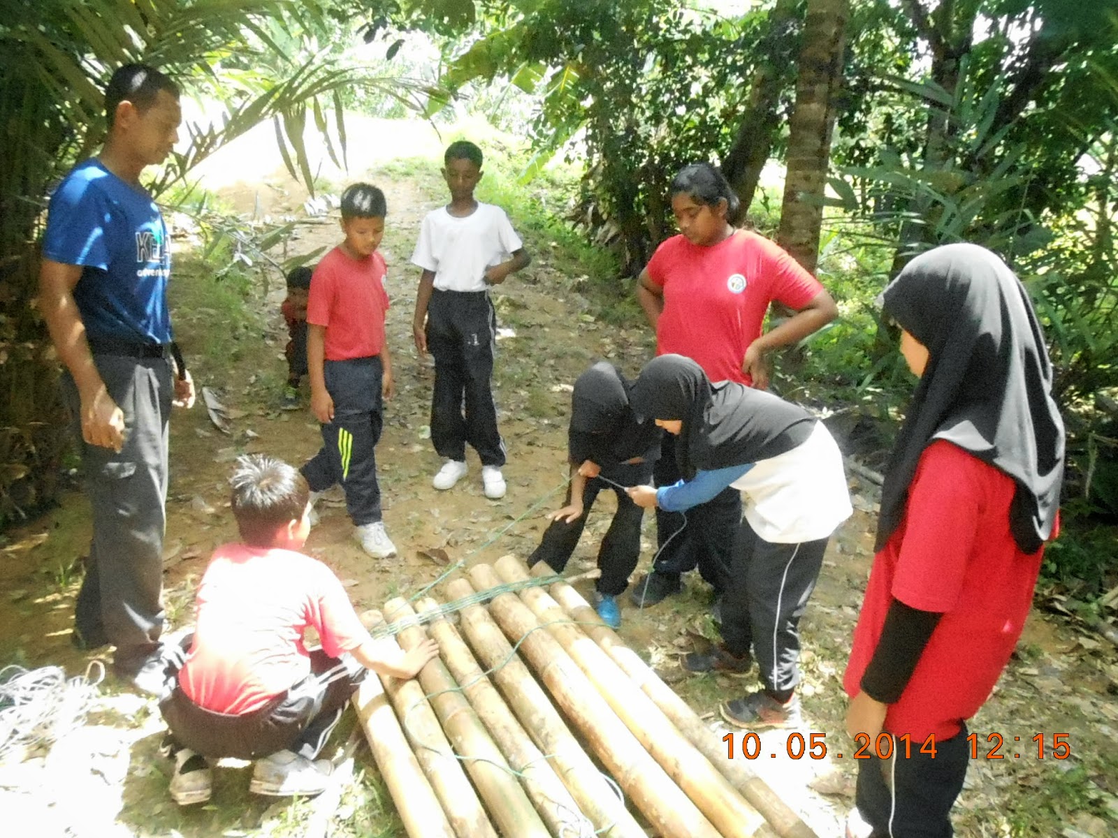 KELA ADVENTURE CAMP: MEMBINA RAKIT BULUH