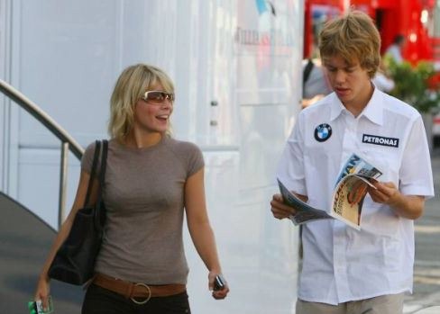 Sebastian Vettel With His Girlfriend Hanna Prater Images 2013 | Best 4U
