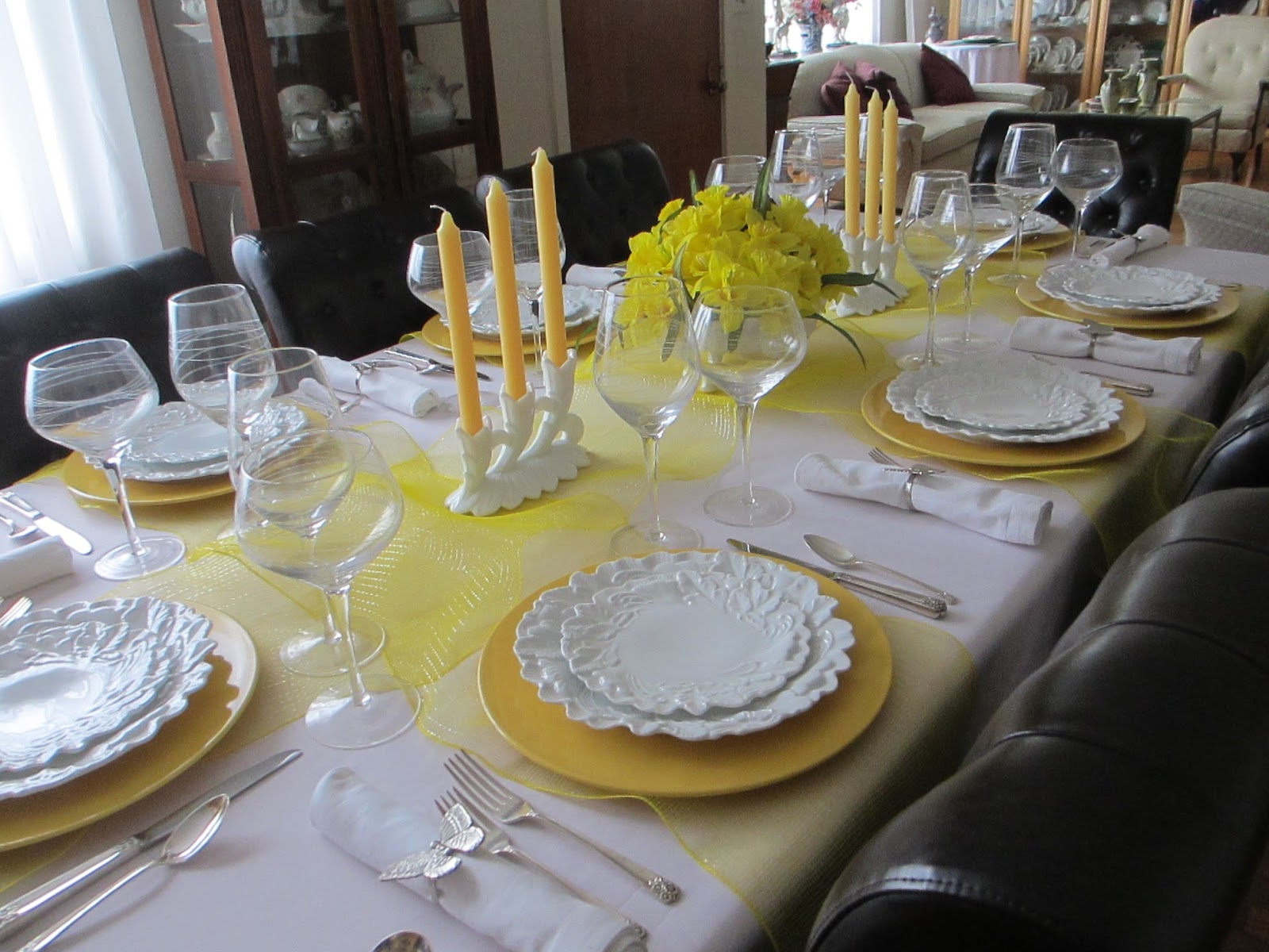 The Welcomed Guest: Sunny Springtime Table