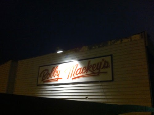 Kentucky Country Music: Country Music Roadtrip: A visit to Bobby Mackey ...