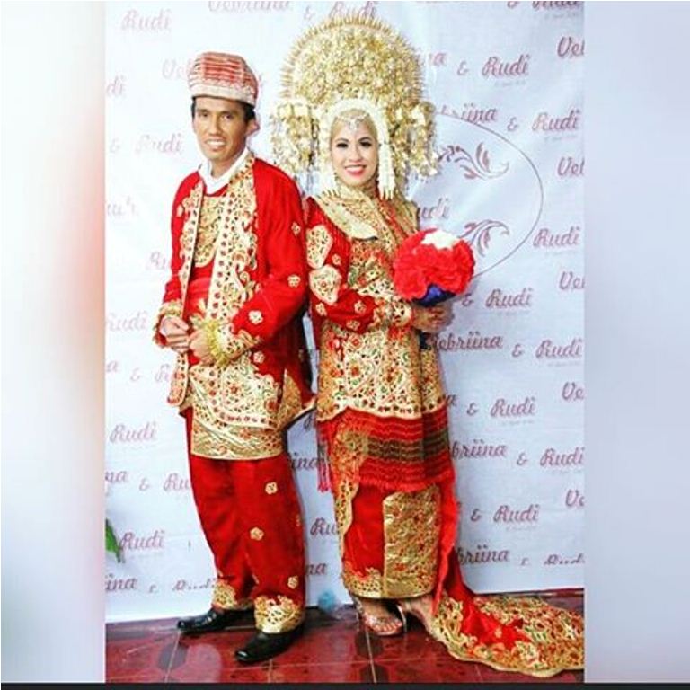 15 Gambar Baju Pakaian Adat Padang Terbaru 2018