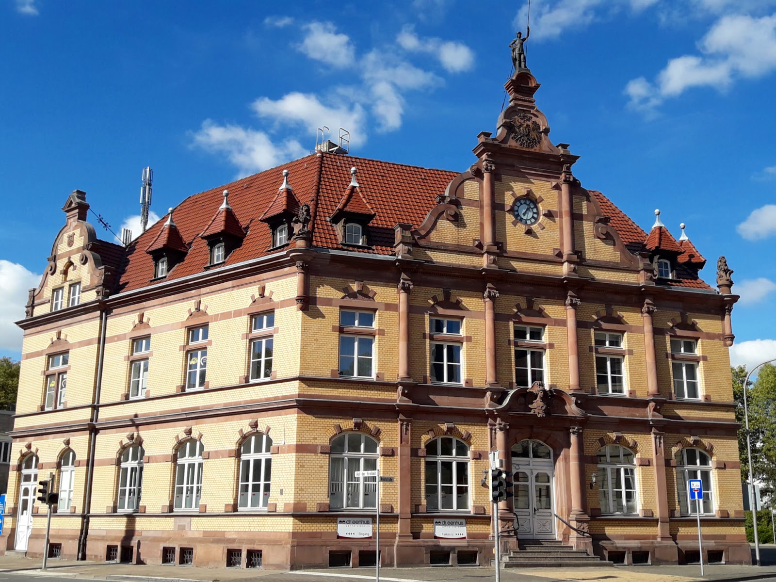 Herford - miasto z kolorowymi fasadami i zabytkami, które oczarowują ...