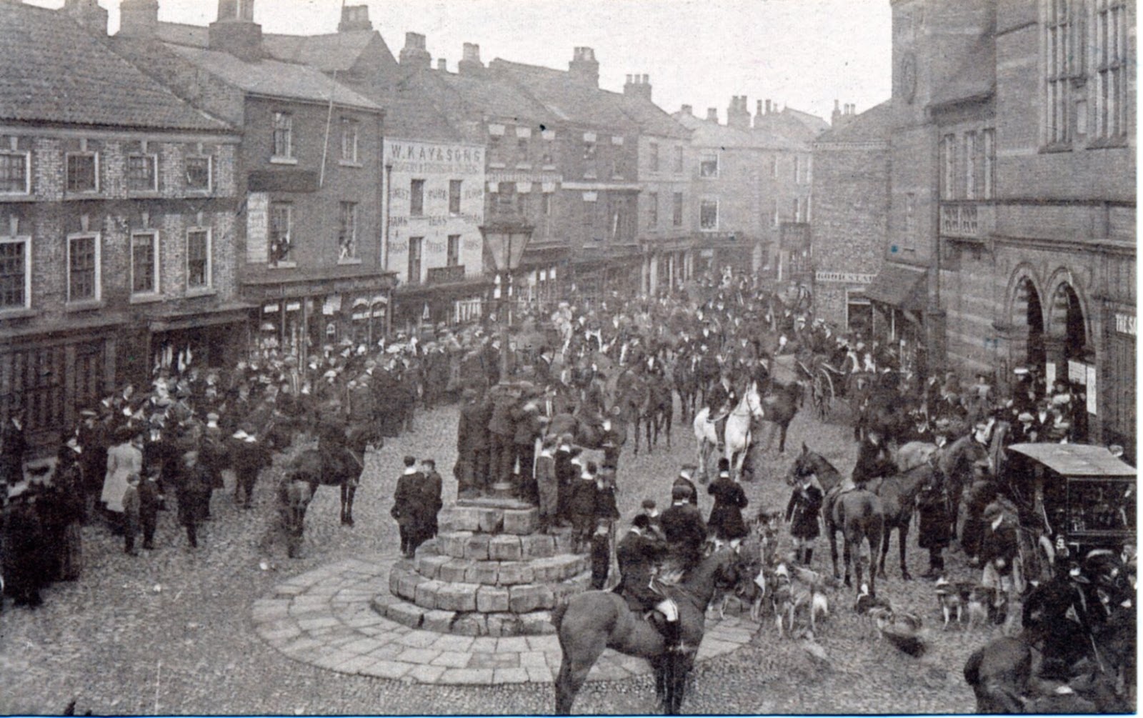 East Yorkshire local and family history: New Year's Day meet at Howden
