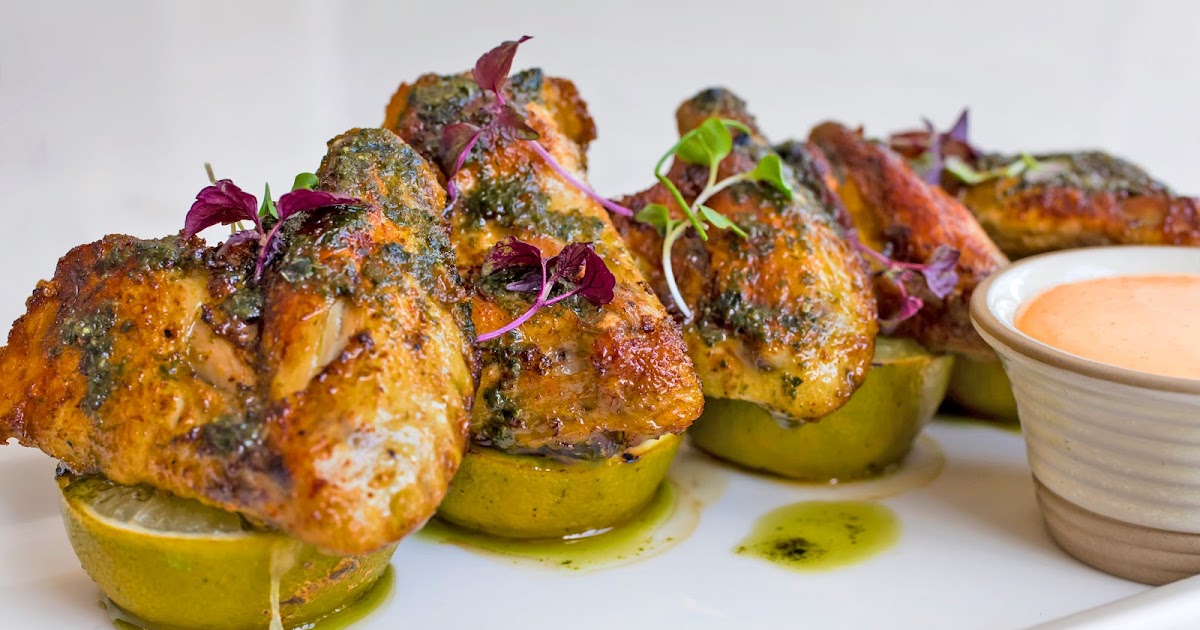 RECETA: Alitas de pollo con majado de Mojo Verde y batata al horno con ...