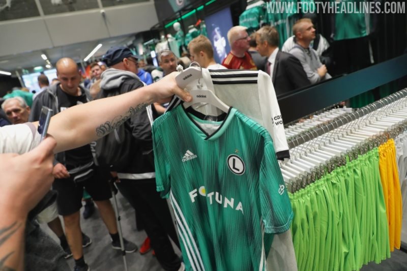 Legia Warsaw 19-20 Home & Away Kits Released - Footy Headlines