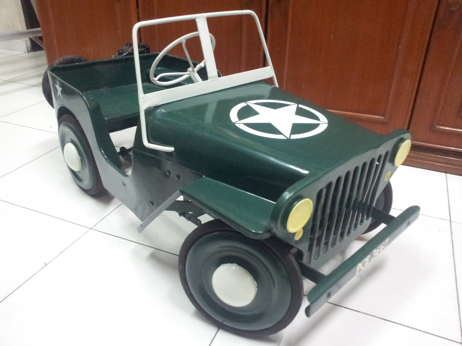 Antique Items For Sale: Pedal Cars