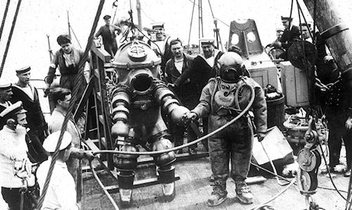 The Presurfer: Vintage Diving Suits