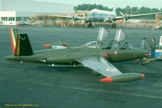 Forças Aéreas Exóticas: Cores, Marcas e Fotos