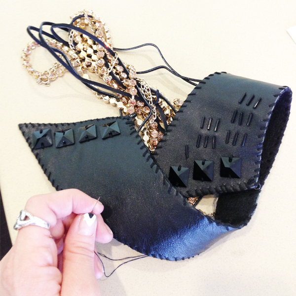 hocus.kocis: diy leather collar.