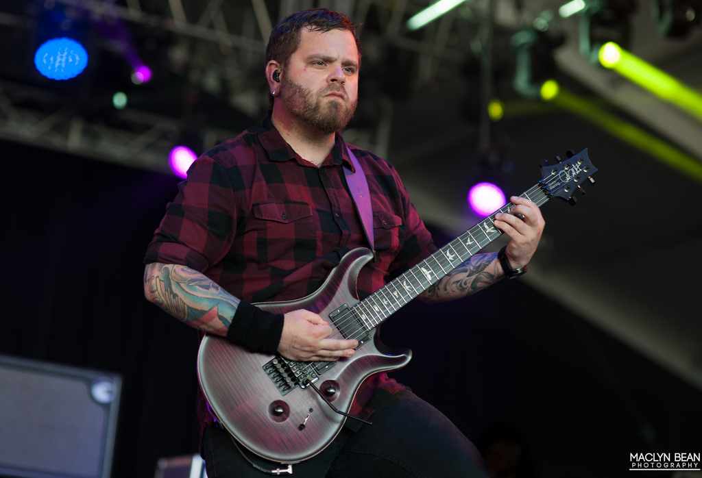 Skinny Devil Magazine: GUITAR GODS: Dustie Waring