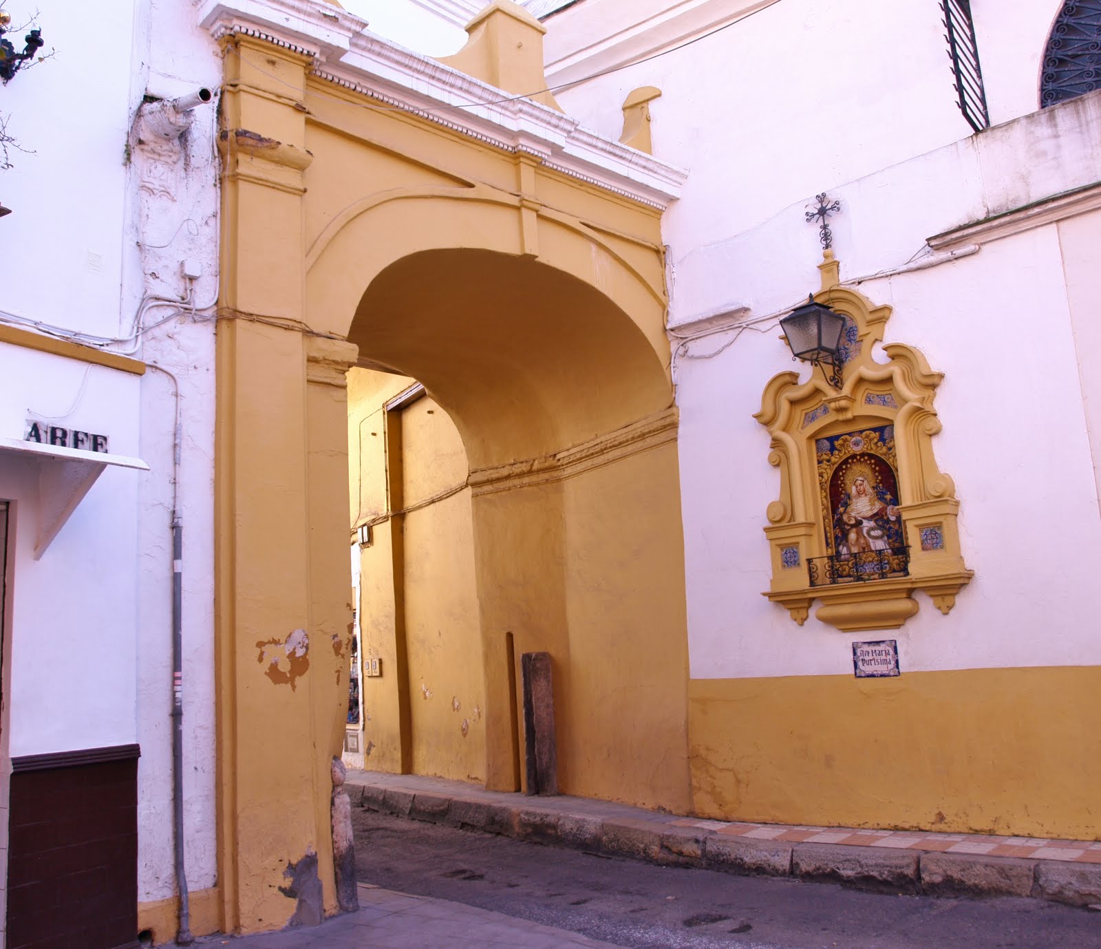 Sevilla Daily Photo: El Postigo del Aceite, por Arfe.