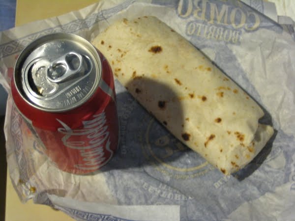 Review: Taco Bell - Beefy 5-Layer Burrito