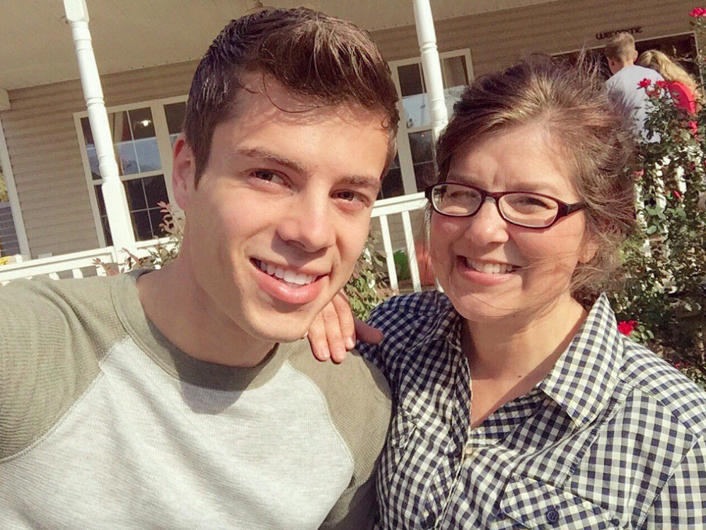 Bates Family Blog: Bates Updates and Pictures | Gil and Kelly | 19 Kids ...