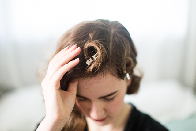 Mode de Lis: Vintage Pin-Curls for Short Hair · Tutorial